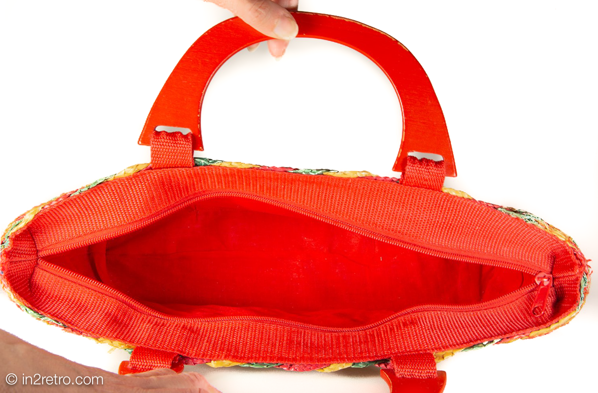 VINTAGE RED, GREEN, AND NATURAL WOVEN STRAW HANDBAG WITH RED WOODEN HA ...